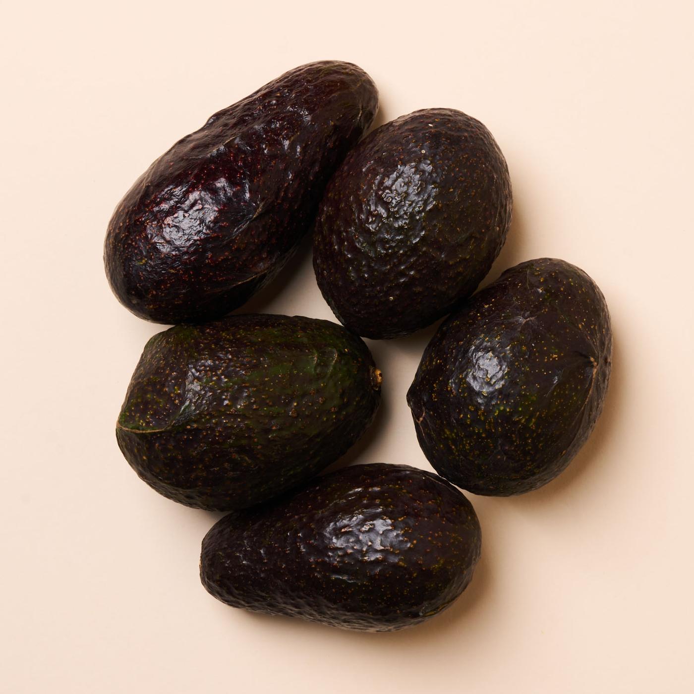 Organic Small Hass Avocados, 5-6 Ct